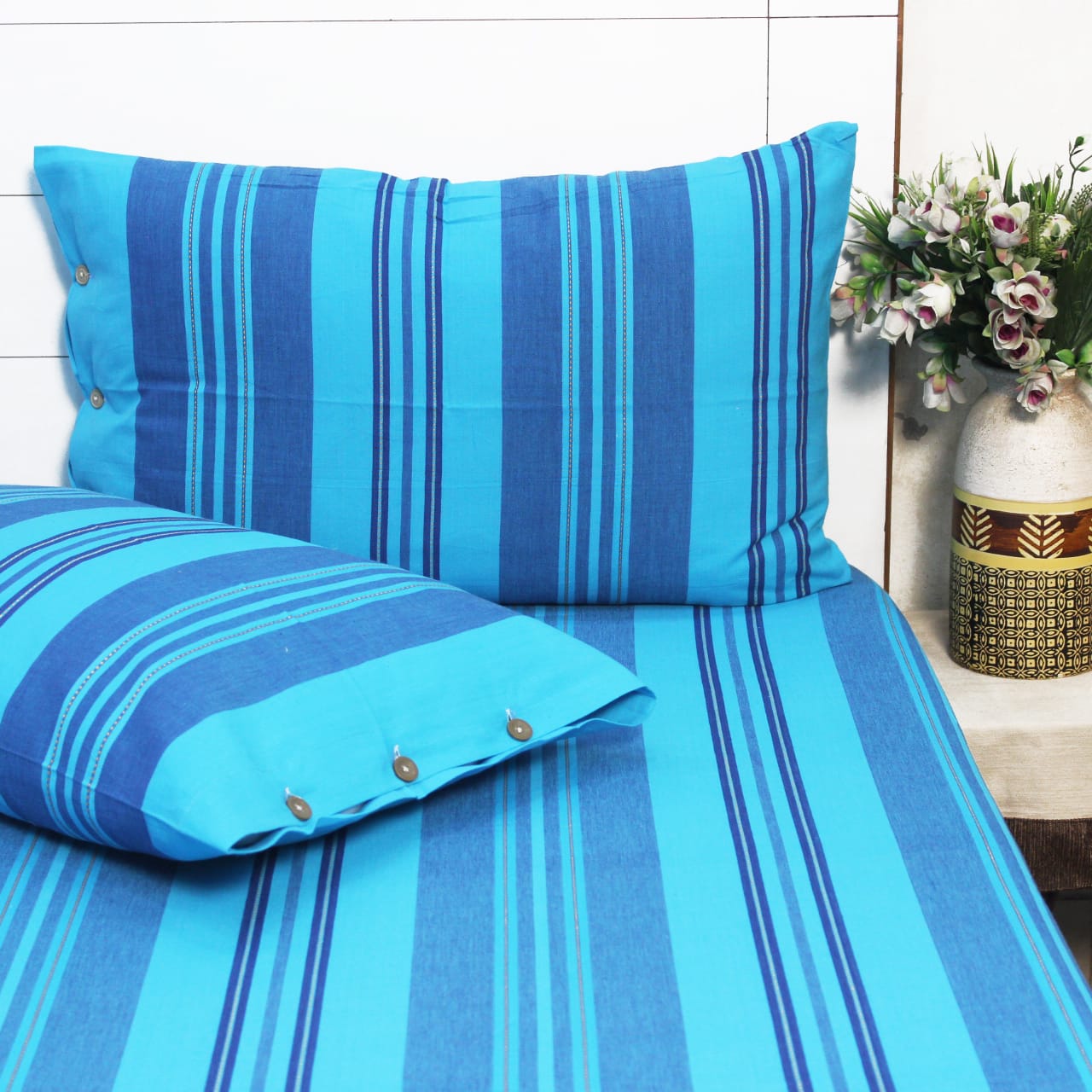 Buy Elegant Blue Woven 100% Cotton Bed Cover Online In India At Best ...